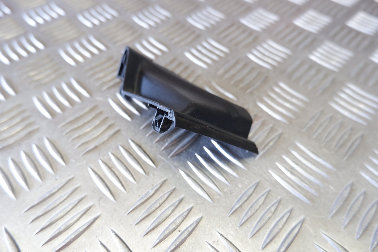 TOYOTA Genuine Front PRIUS V ZVW41 2011-2014 Ventilator Assy RH 55810 ...