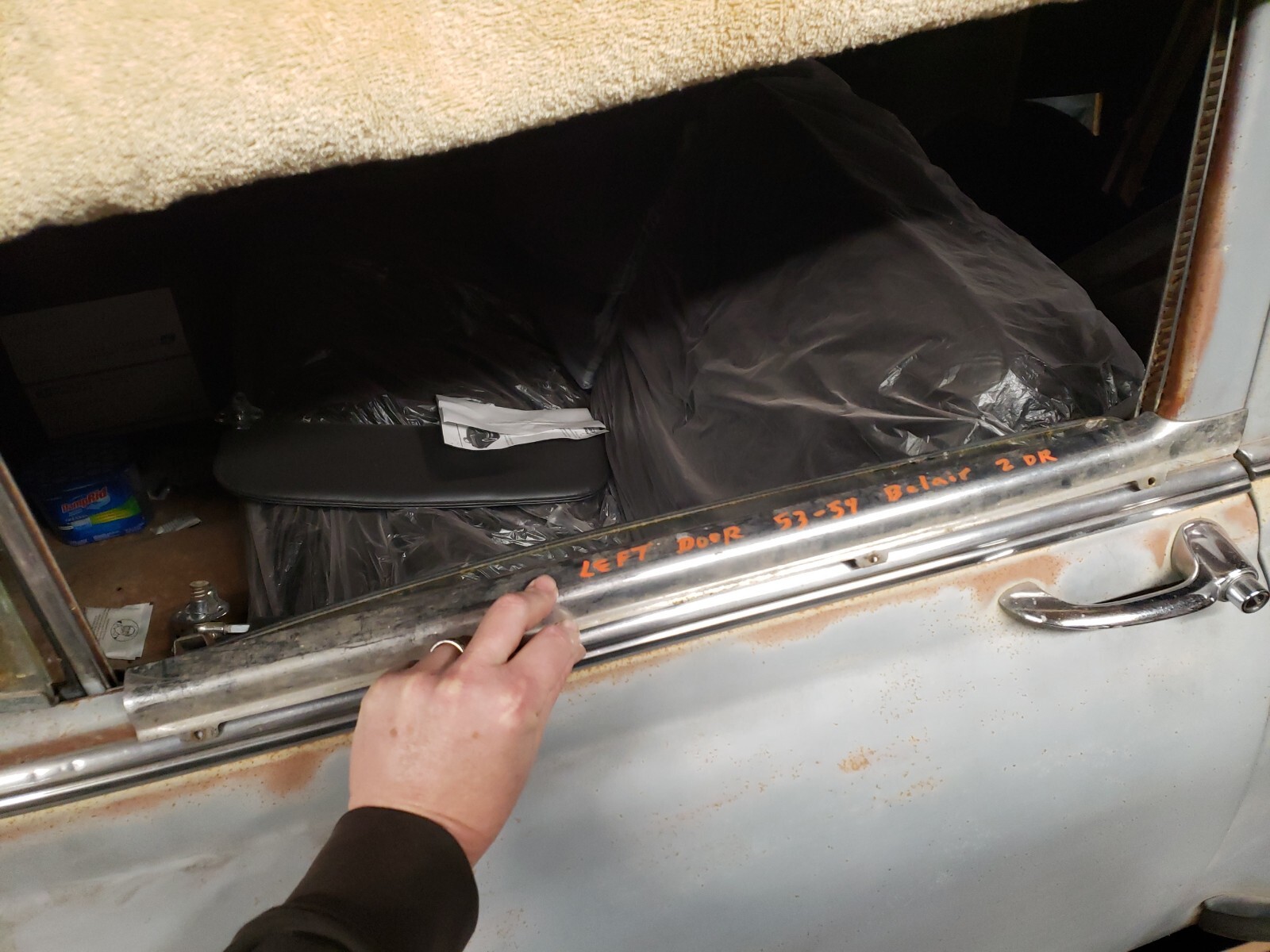 1953 1954 Belair 2 Door drivers Side Door window felt Stainless Trim LH ...