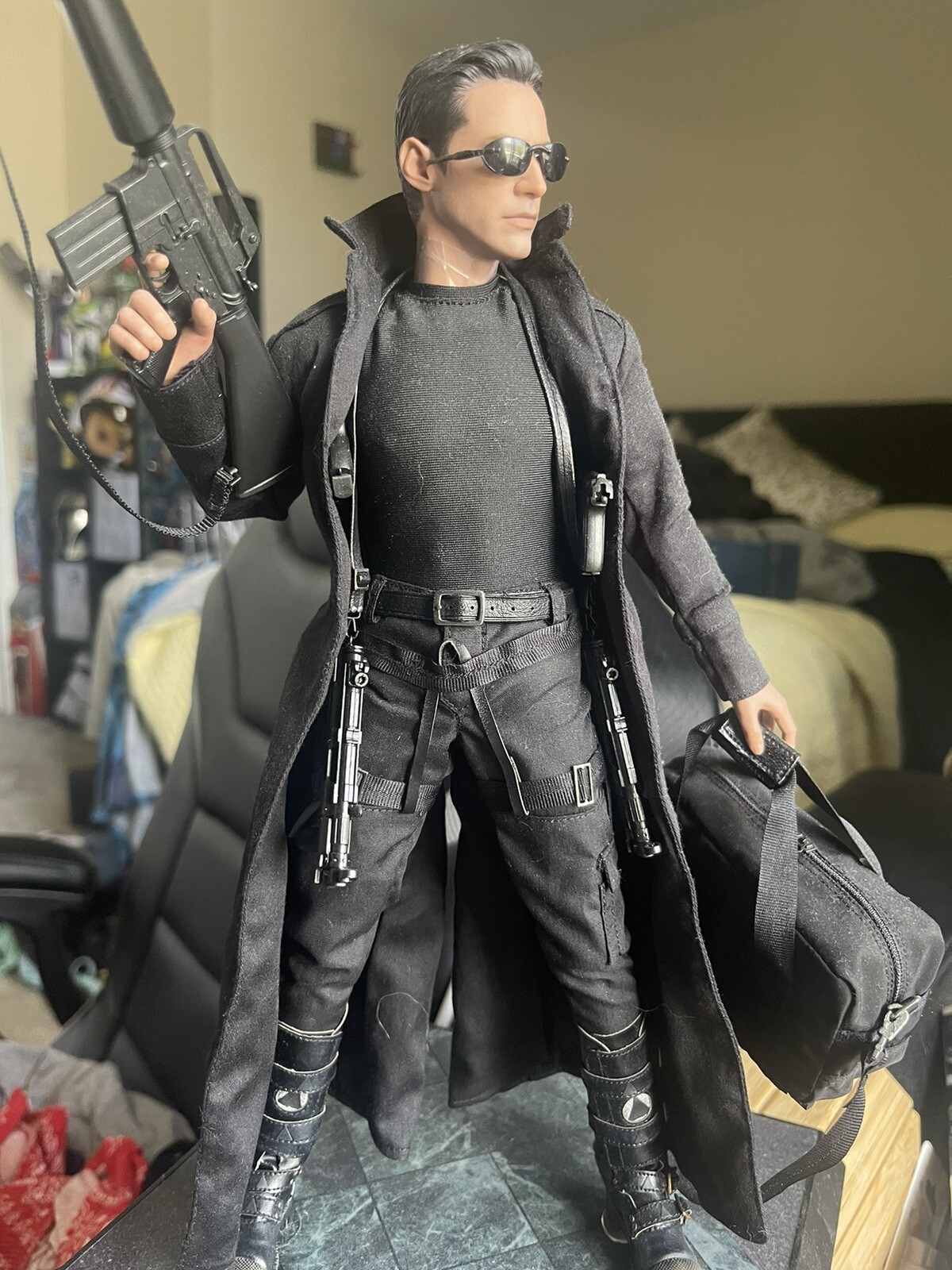 The Matrix Neo Figure By Hot Toys Sideshow Collectibles | lupon.gov.ph