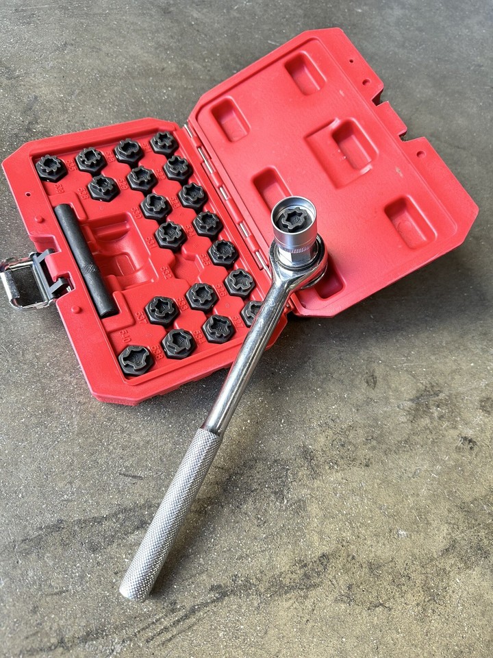 22PCS Wheel Lock Nut Socket Keys 4 VW VAG Volkswagen Anti-Theft Lug Nut ...