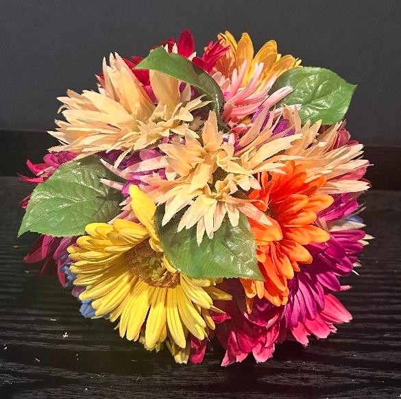 Spring Daisies Kissing Ball Florable | eBay