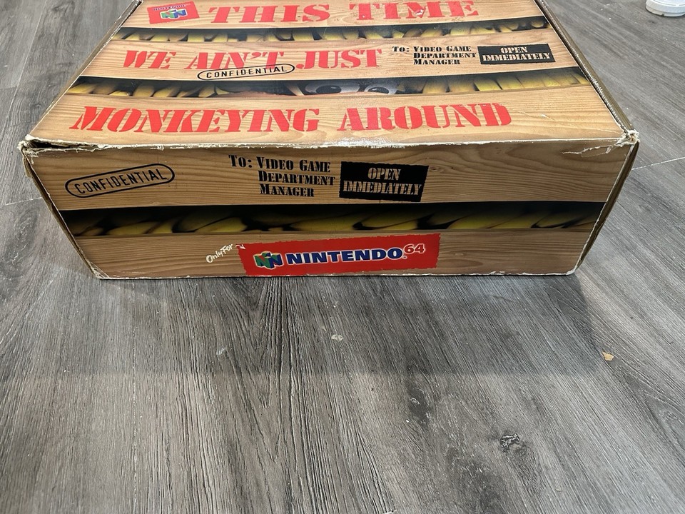 Nintendo 64 N64 Donkey Kong 64 Promo Banana Controller Skin Store Box ...