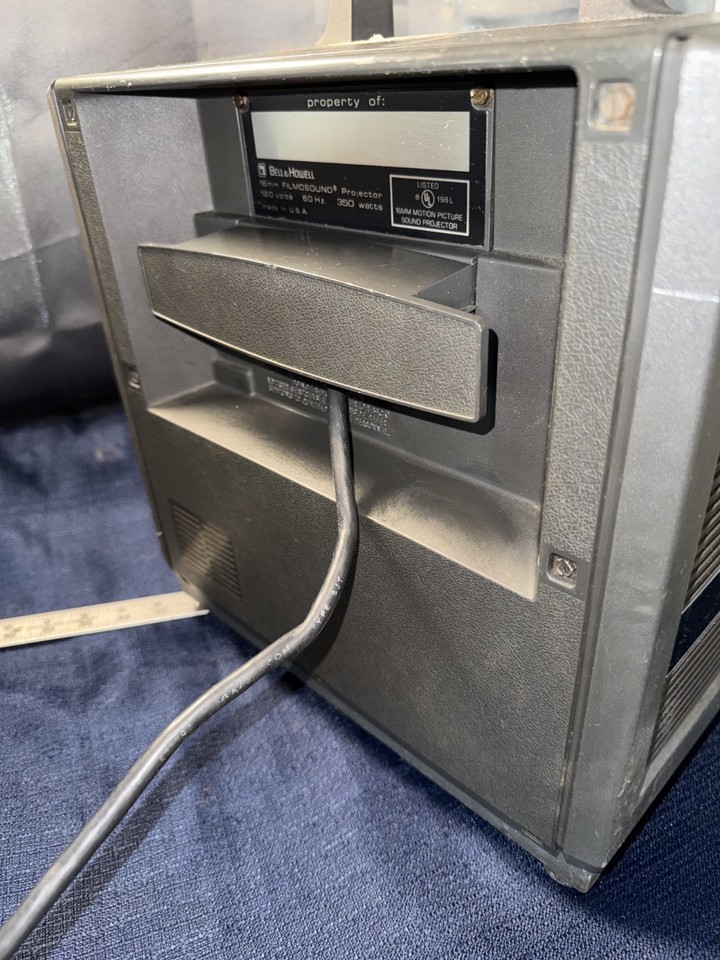 Bell & Howell 2585 B 16mm Film Projector Powers On UNTESTED | eBay