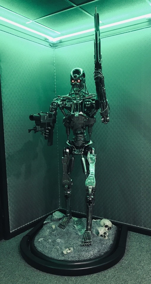 TERMINATOR Endoskeleton Life size SIDESHOW Version 2 T-800 Houston ...