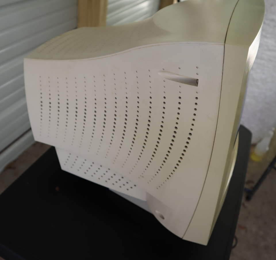 Vintage Compaq S710 CRT Monitor PC VGA Monitor Retro Gaming | eBay
