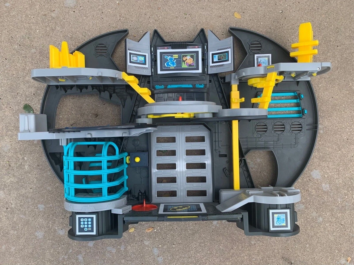 Batman Batcave Toy