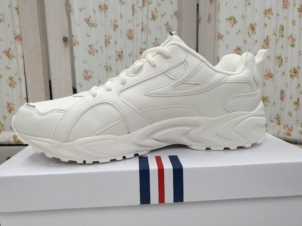 FILA Men's Shoes SPLINE SCRIPT Beige Trainers Sneakers 100% Authentic ...