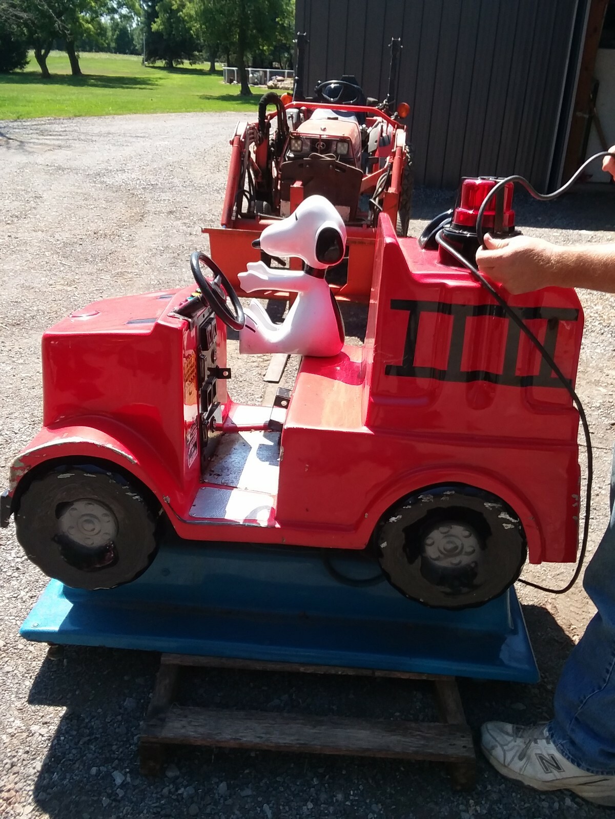 Coin Operated Kiddie Ride - Snoopy- with Sound Working-Licensed ...