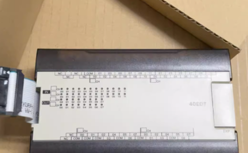 NEW Omron CPM1A-40EDT I/O Expansion Unit Module, NPN Out | eBay