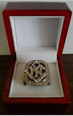 Derek Jeter - 2009 New York Yankees World Series Ring With Wooden ...