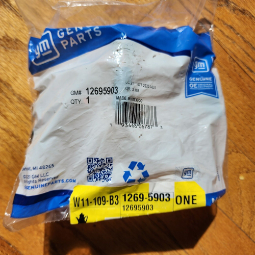 2020-21 Cadillac XT6 Fuel Feed Intermediate Pipe - GM Part No. 12695903 ...