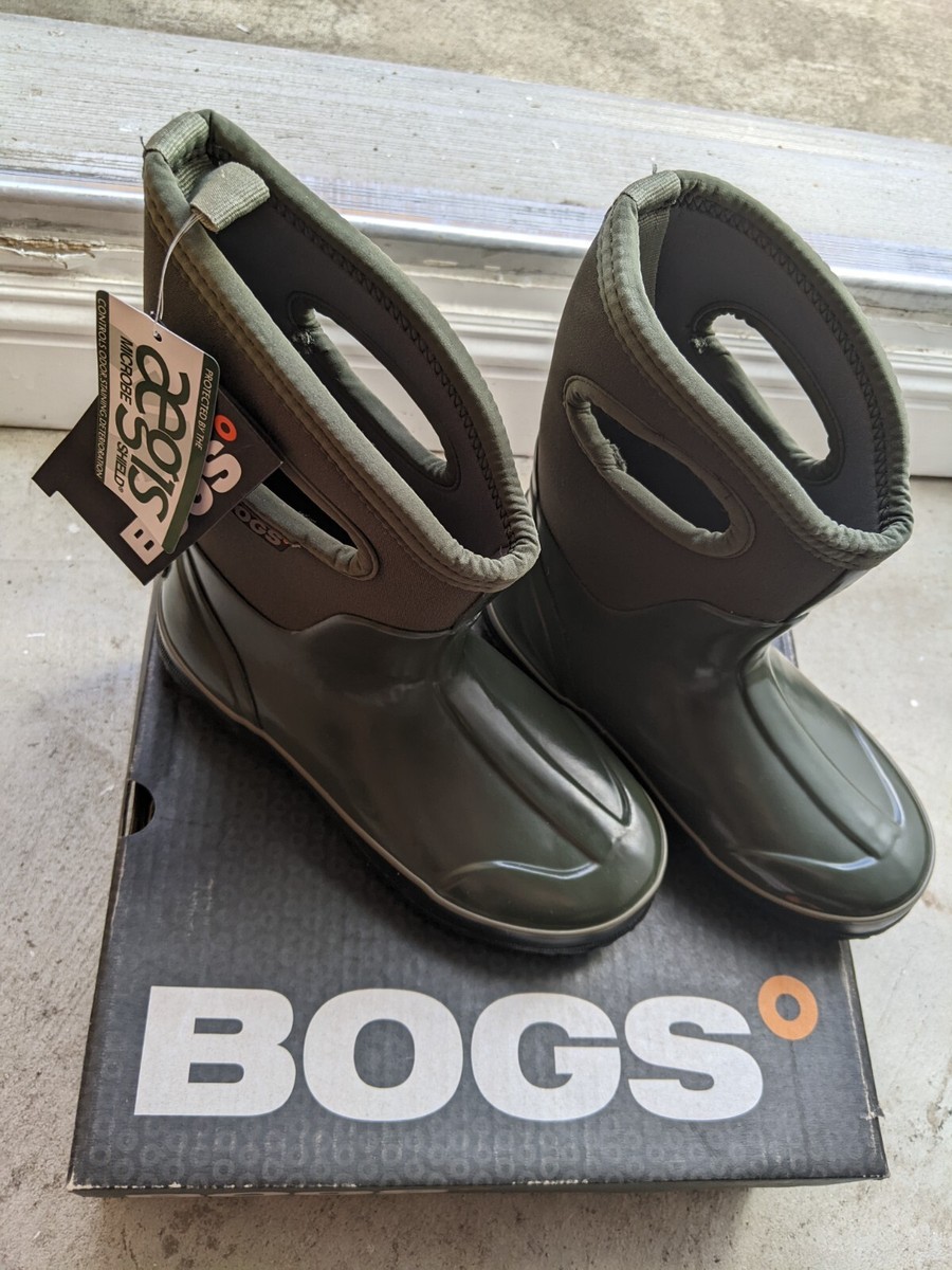 Bogs Shoes Logo
