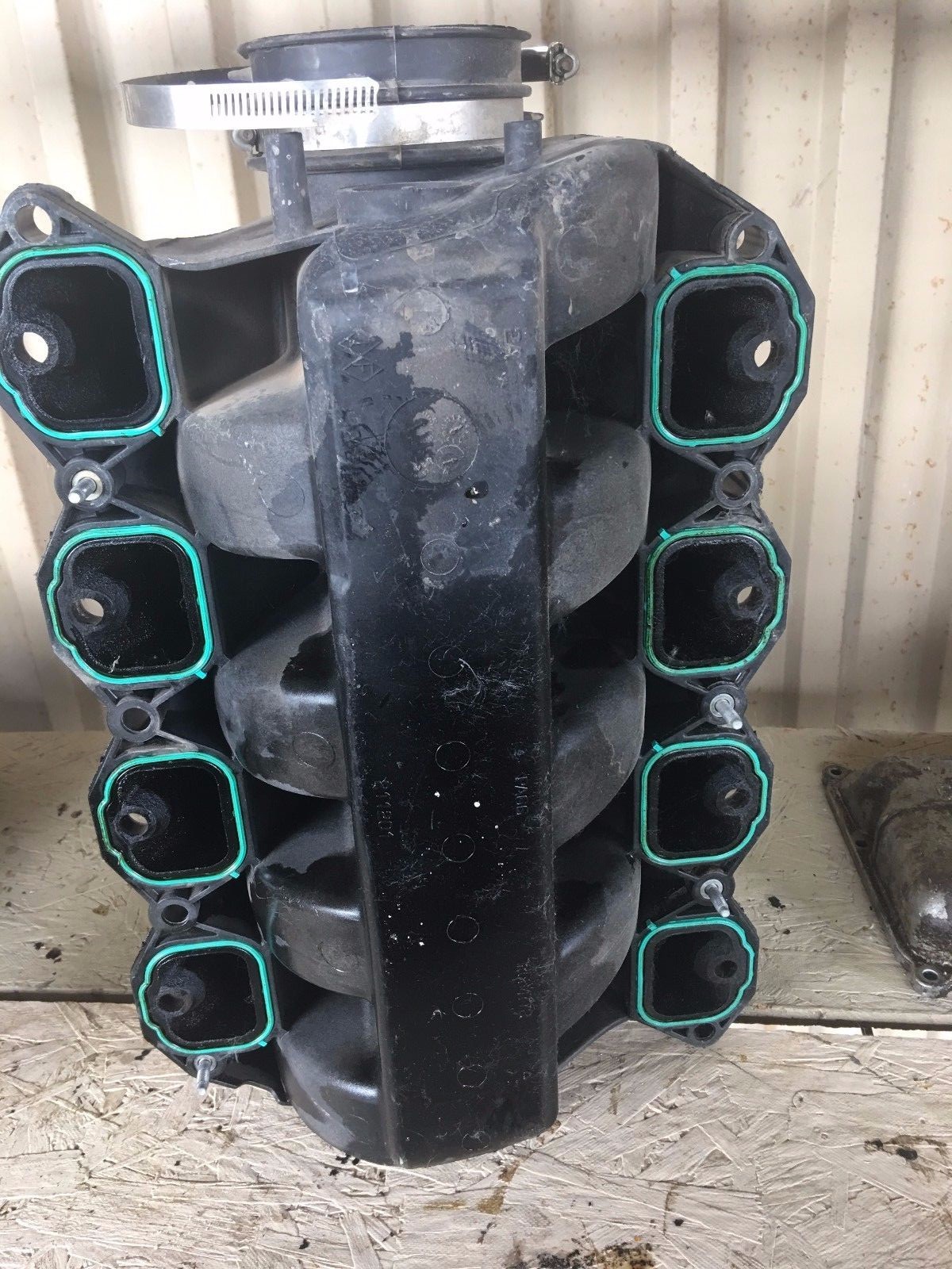 2006-2010 Cadillac DTS Air Intake Manifold | Genuine OEM