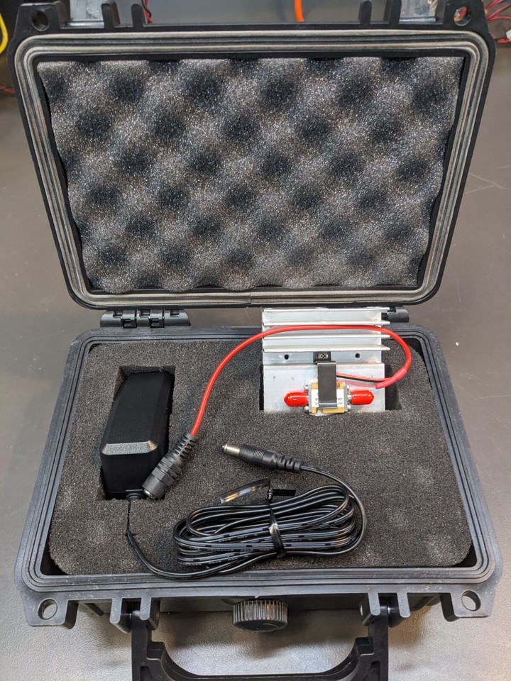 AmpliTech 40dB Gain Low Noise Amplifier 15 to 40 GHz 2.92mm LNA ...