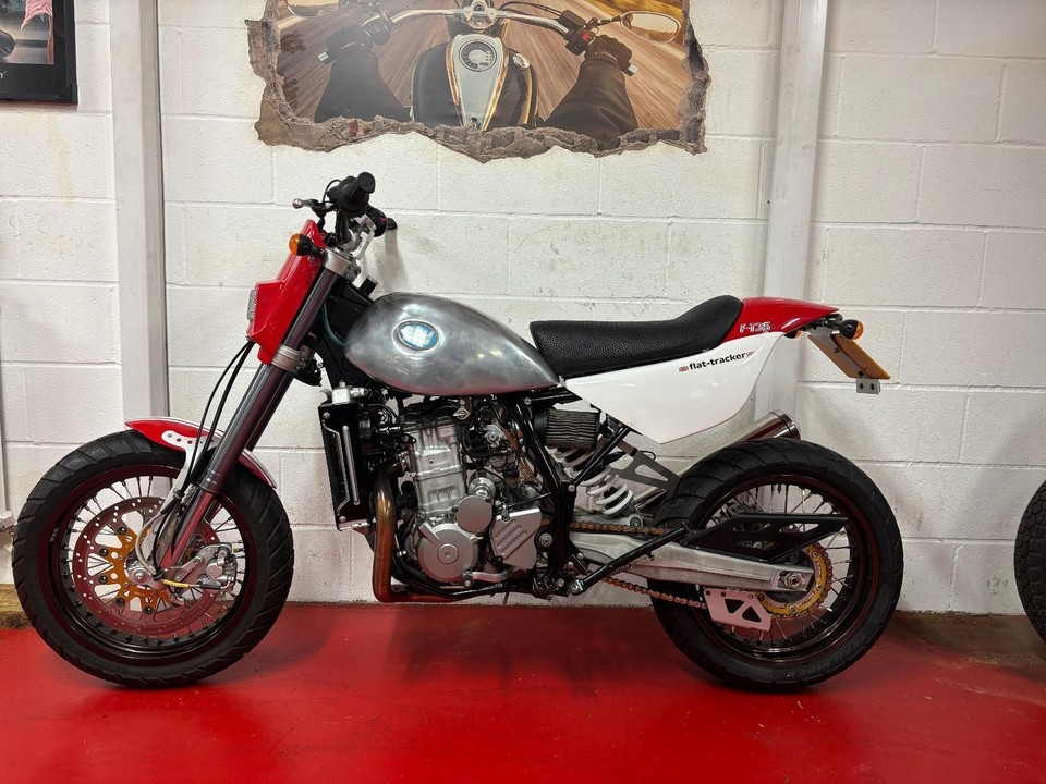 CCM FT FLAT TRACKER DRZ 400 POWER MINT RARE BIKE! PX SR40 BLACKOUT ...
