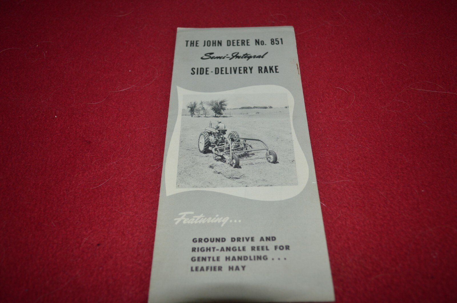 John Deere 851 Side Delivery Rake For 1953 Dealer Brochure AMIL16 | eBay