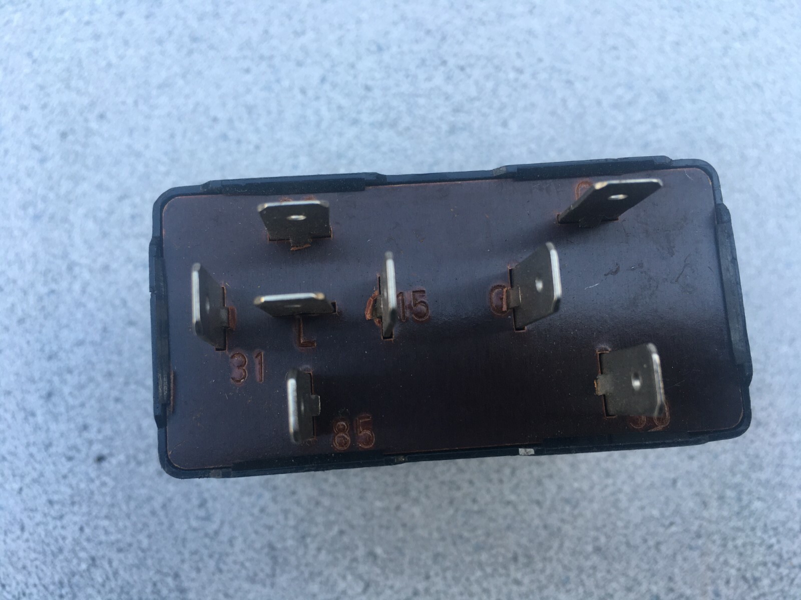 VW Seat Belt Relay 171 919 437 A #1 C#R1 | eBay