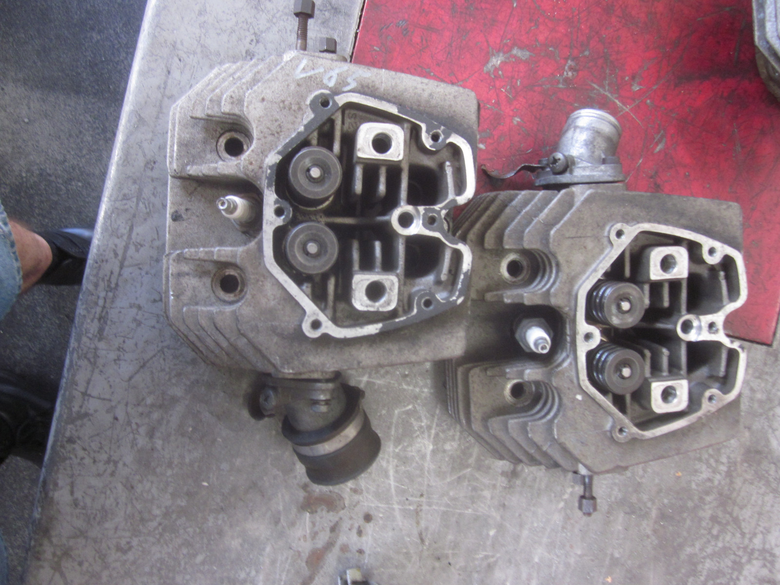 moto guzzi v65 engine Cylinder Heads | eBay