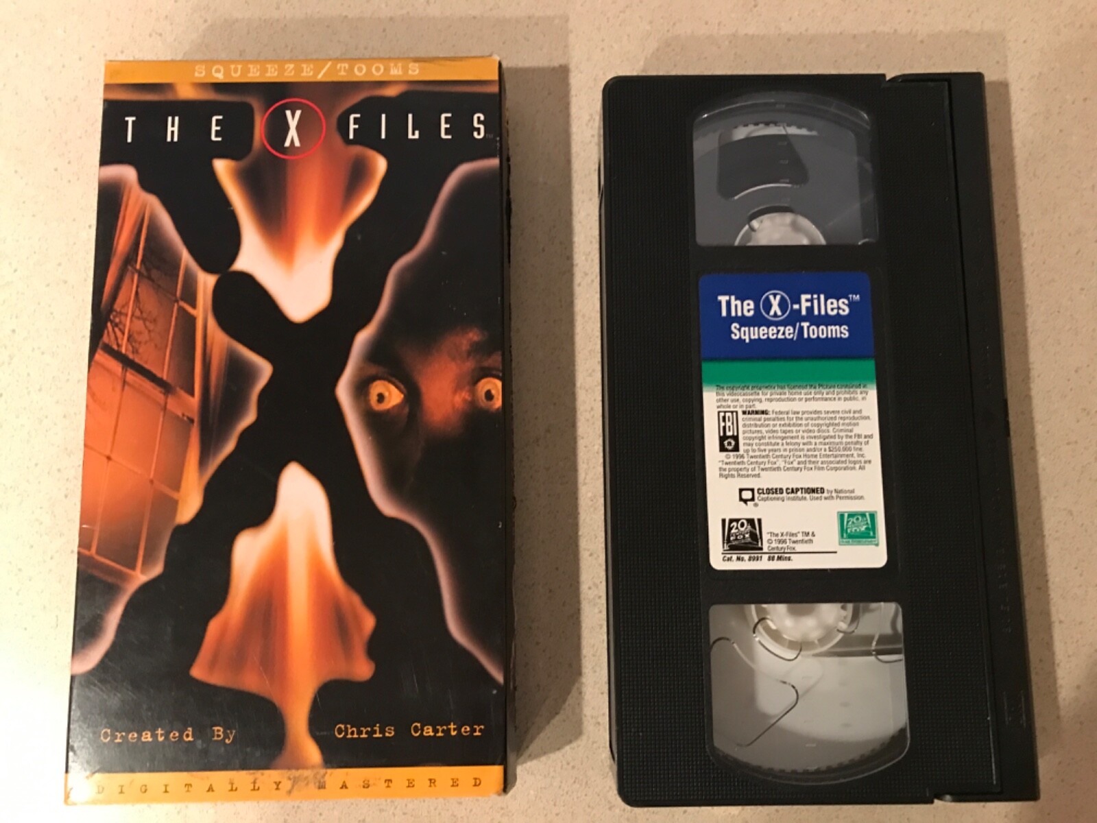 The X-Files - Squeeze/Tooms (VHS, 1996) David Duchovny, Gillian ...