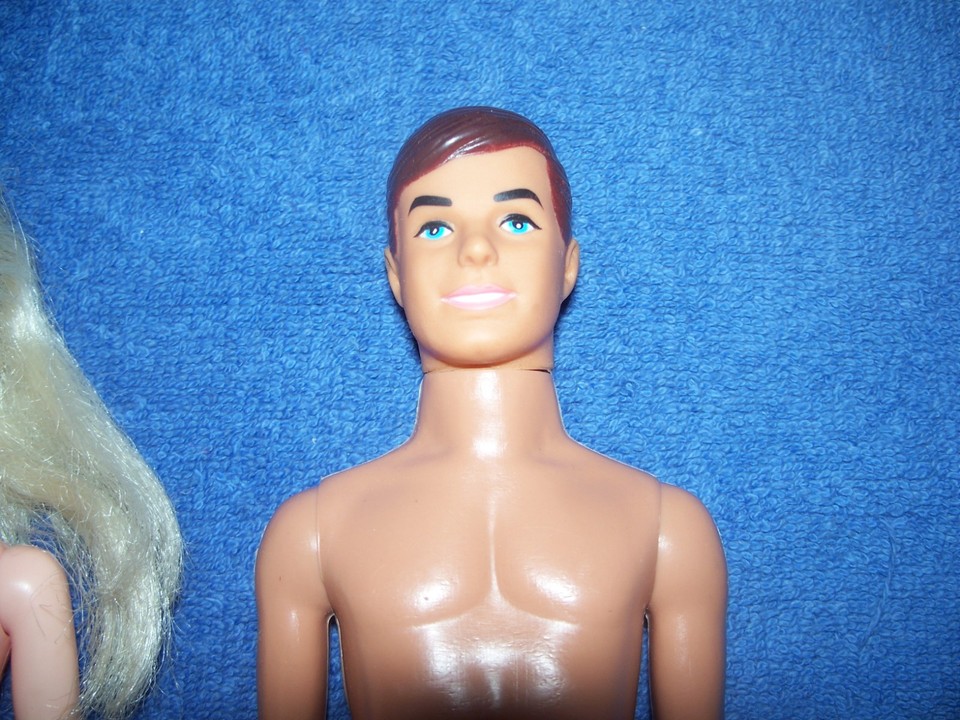 Vintage Barbie Clone Uneeda - Sleepy Eyes & Ken Clone Dolls w/ Outfits ...
