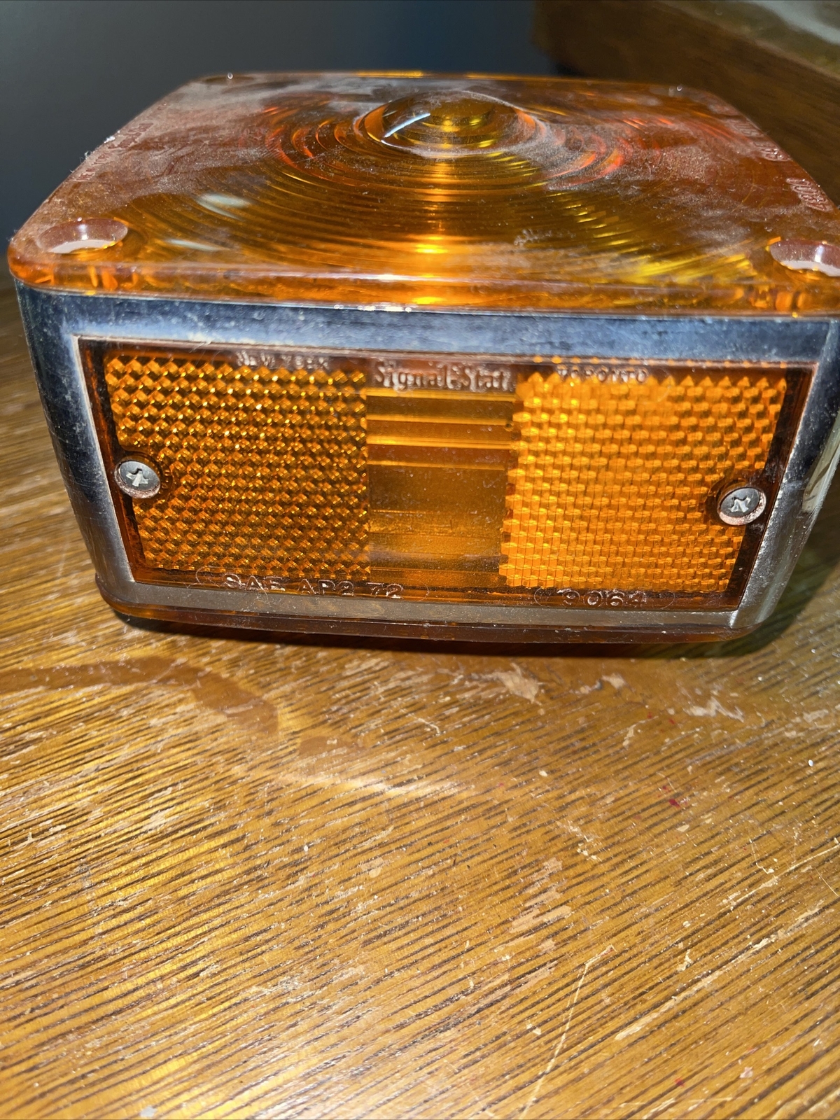 Truck-Lite 5800AA Incandescent Light (Signal-Stat 4811 Series Yellow ...