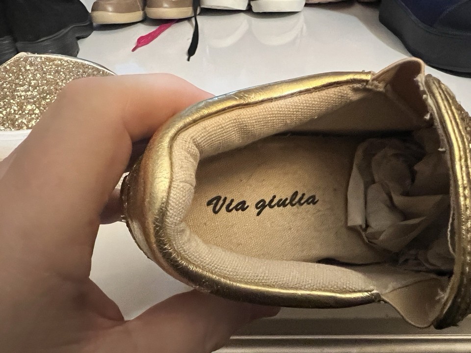 Via Giulia Gold Sparkling Shoes with A Flat Soul Siz 39 UK 6 Brand New ...