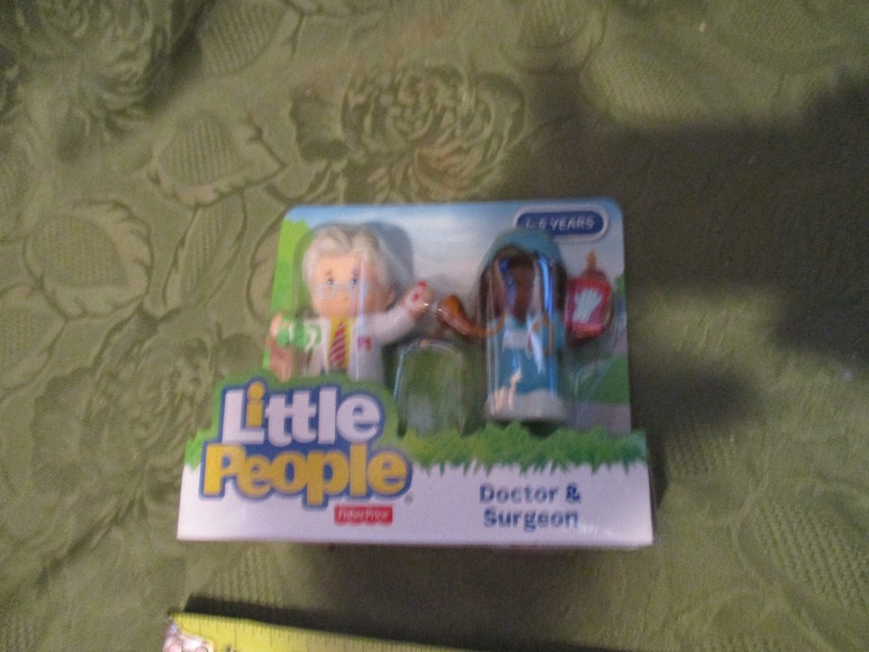 Fisher Price Little People Doctor Surgeon Hospital Checkup xray AA girl ...