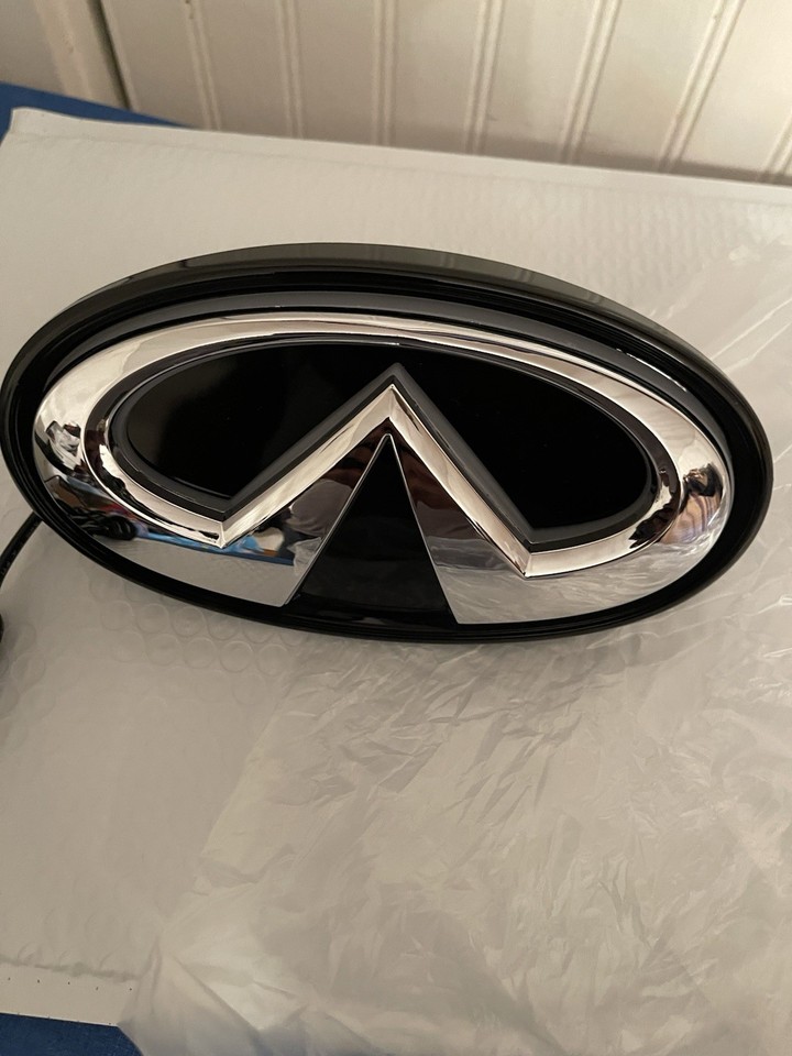 FOR 2018-2024 INFINITI Q50 WHITE LED BADGE EMBLEM Chrome | eBay