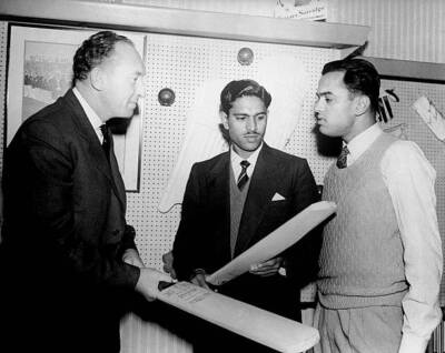 Stuart Surridge And Others Merits Of Various Bats 1959 OLD CRICKET ...