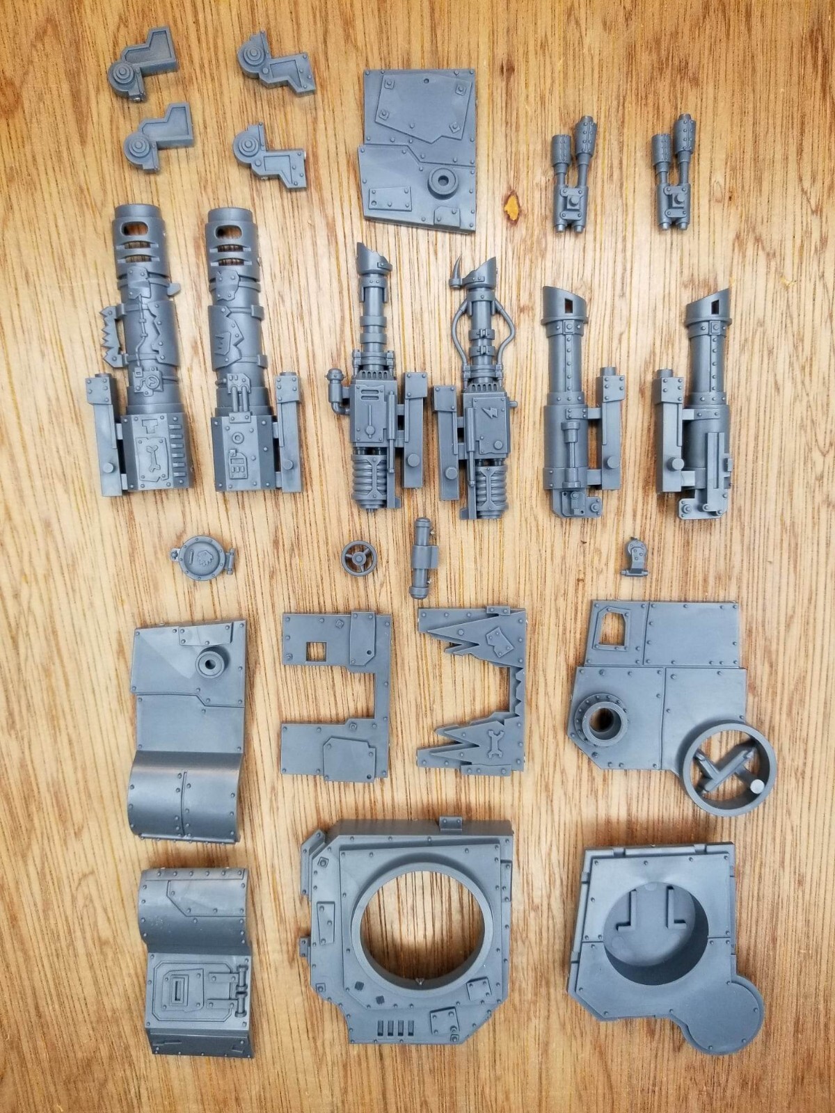 Warhammer 40k Ork Battlewagon Tank Turret, Kanyon, Killkannon, Zap gun ...