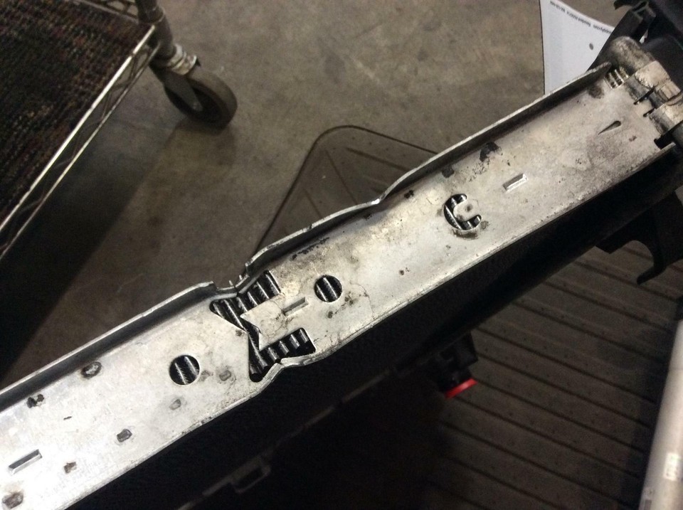 2012-2015 MERCEDES ML350 Radiator A0995000004 OEM | eBay