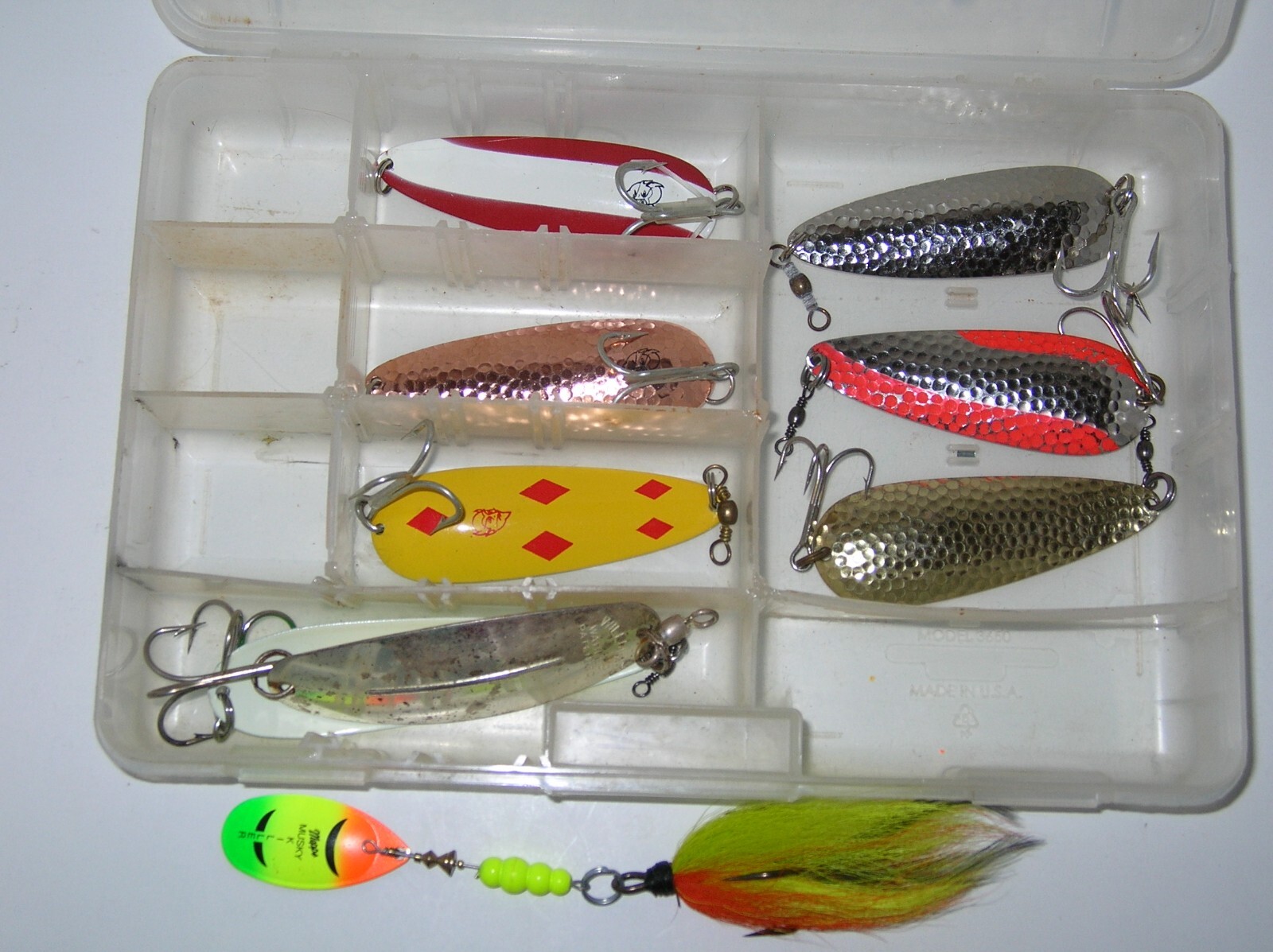 Lot of 9 Assorted PIKE & MUSKY SPOONS & SPINNER LURES w/Box Most New R ...