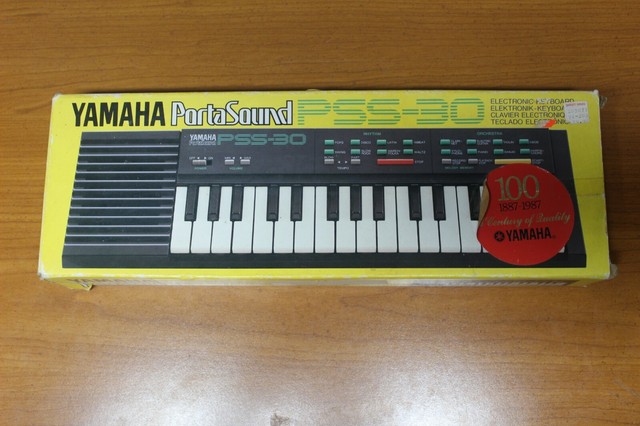 Vintage 1980s Yamaha Pss-30 Keyboard Synthesizer Complete PortaSound ...