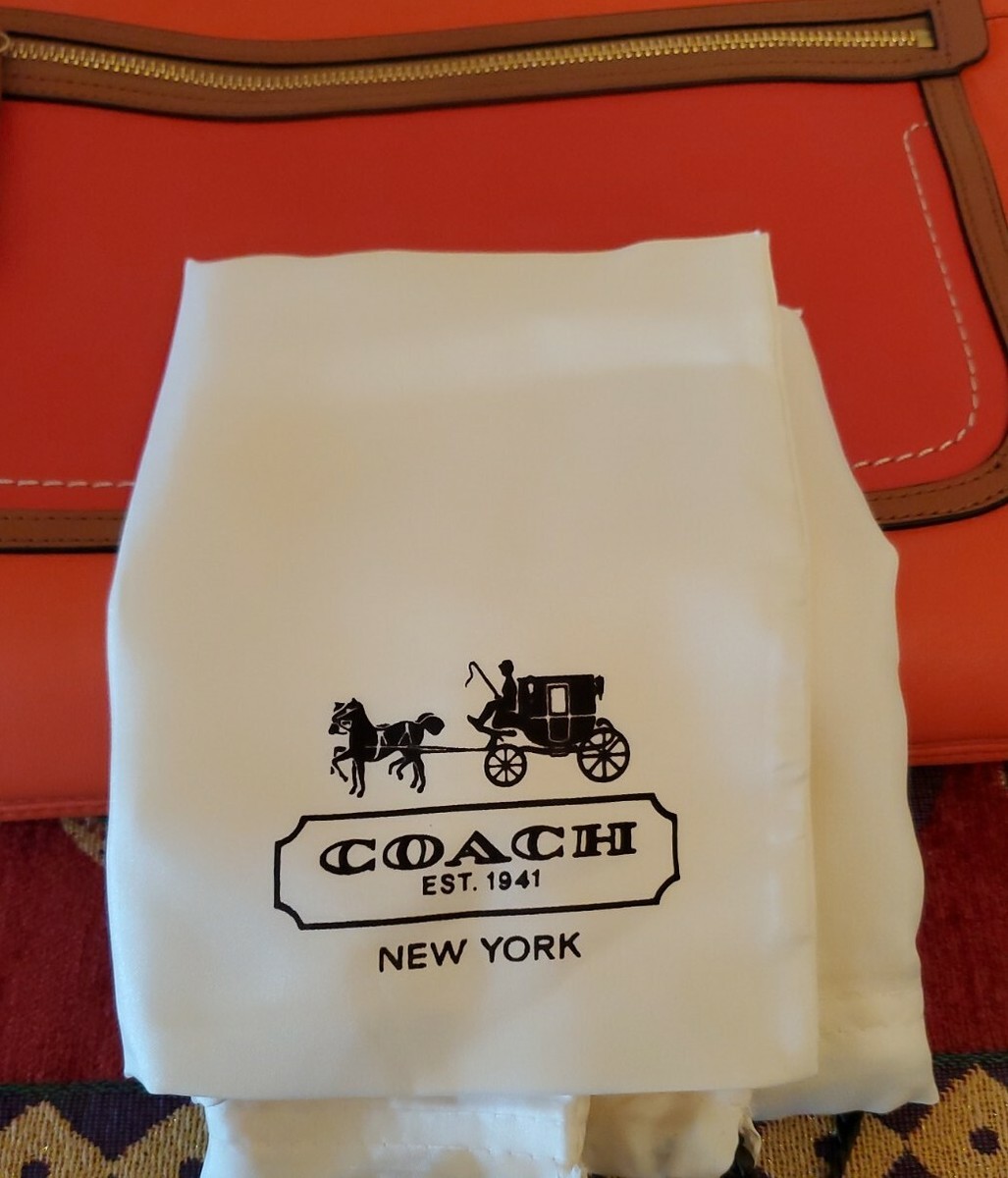 Coach Poppy Leather Colourblock Perri Hippie Convertible Bag Coach Poppy Leather Colourblock Perri Hippie Convertible Bag