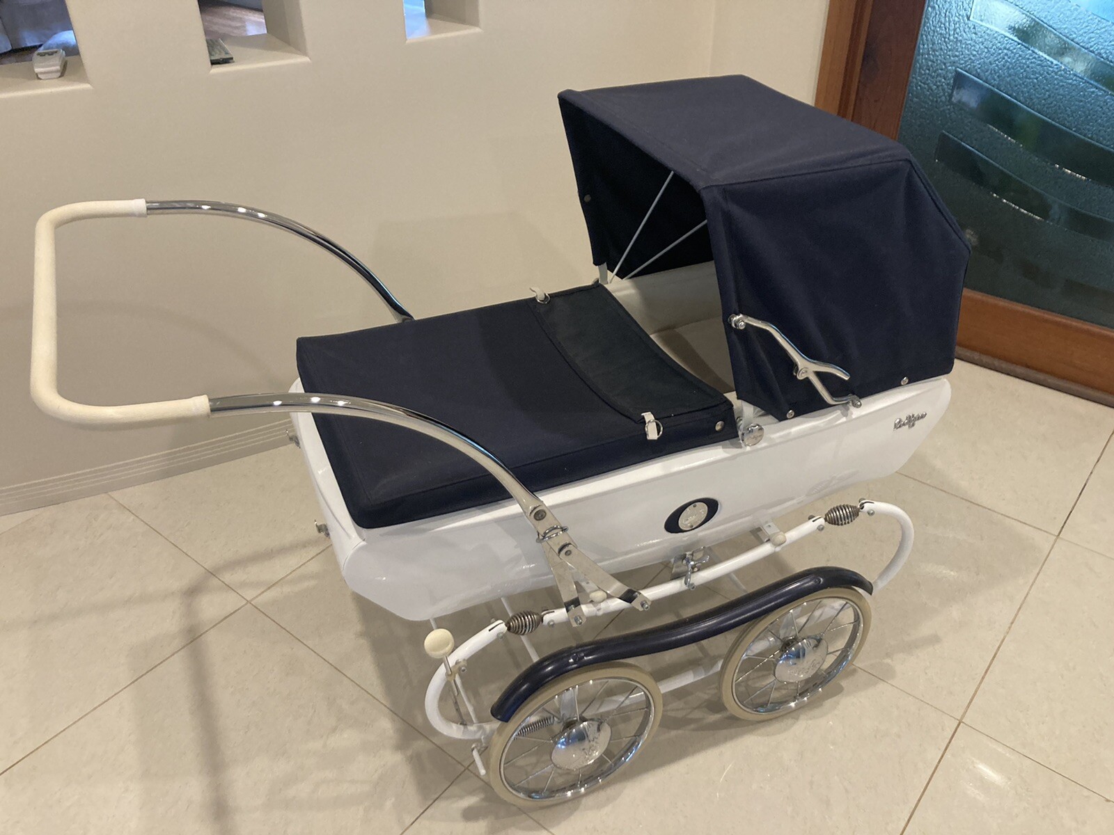 VINTAGE 1960' CYCLOPS BABY PRAM | eBay Australia