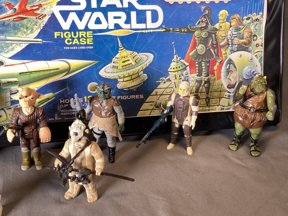 STAR WORLD / STAR WARS 🔴🟡🔵 Action Figures 12 | Display Case & Tray ...