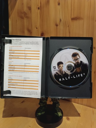 Half-Life 2 (PC DVD-ROM) - Bon état - Complet - Version Française - FPS ...