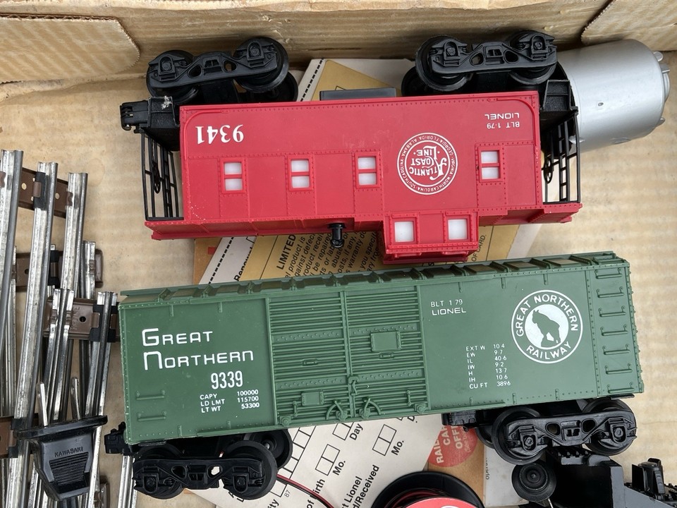 1979 VINTAGE LIONEL MYSTERY GLOW THE MIDNIGHT FLYER INCOMPLETE TRAIN ...
