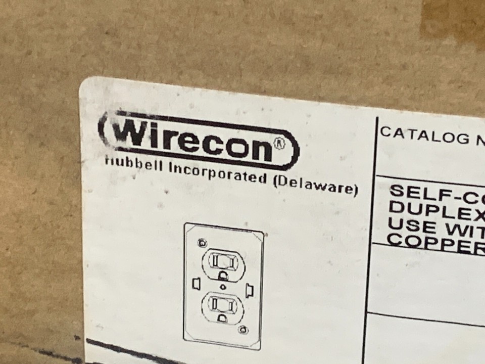 Wirecon Mobile Home RV Single Receptacle Outlet White WDRU 15 W Lot of 2