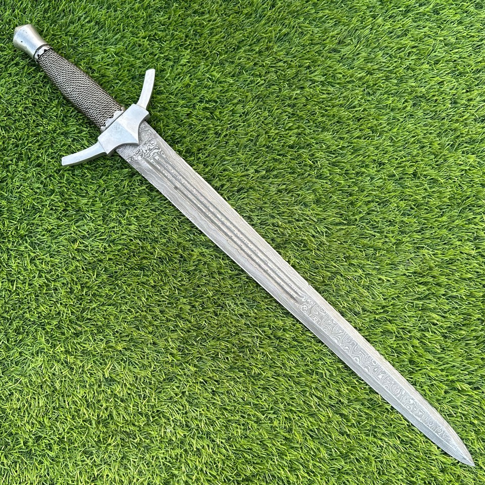 Premium Handmade Damascus Steel Short Sword – Outdoor Battle Ready ...