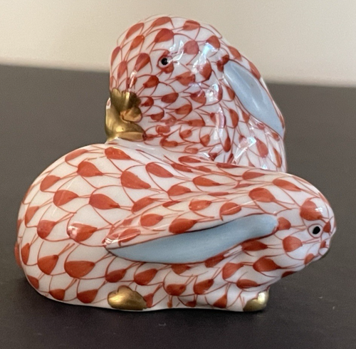 HEREND PAIR of SNUGGLING BUNNY RABBITS RUST FISHNET FIGURINE | eBay