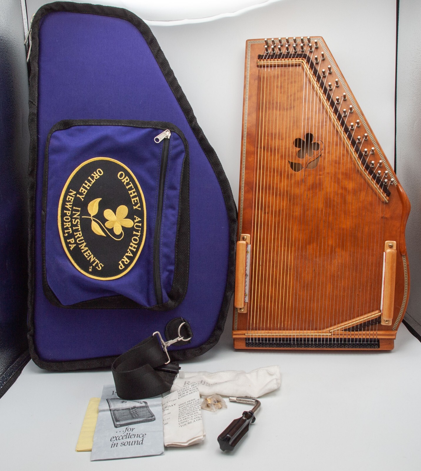 Rare - Mary Lou / George Orthey #610 Newport, PA - 15 Chord Autoharp ...