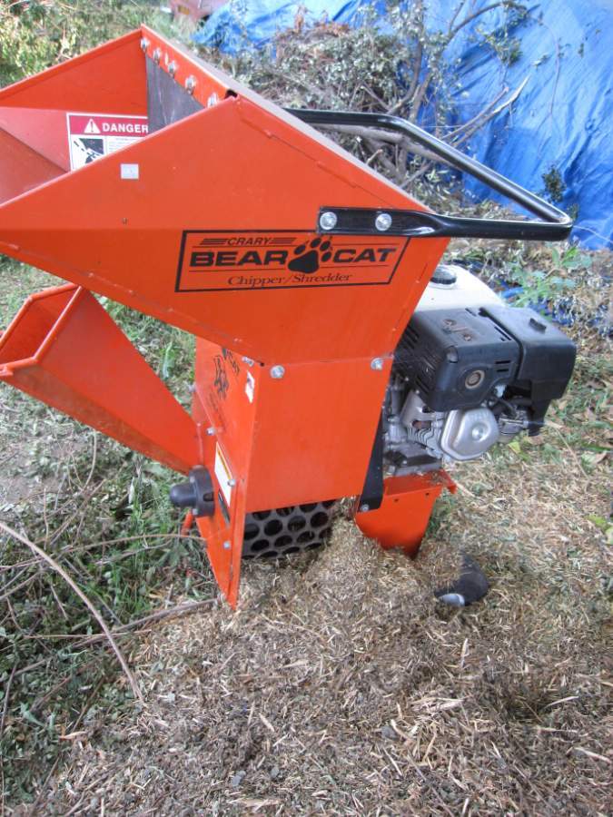 Crary Company Bear Cat 3" PTO Chipper/Shreader 70380 w/8 HP Honda ...