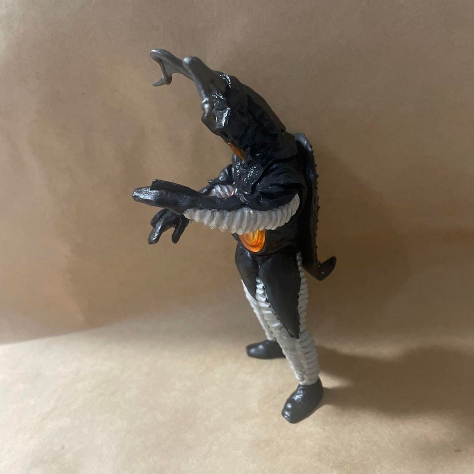 Ultraman Series Ultimate Kaiju Ultimate Monsters Zetton Figure Toy | eBay