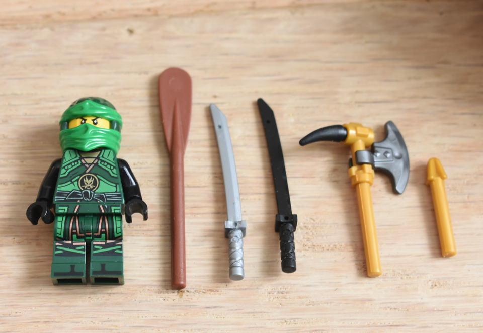 LEGO NINJAGO SET 70623 - Destiny's Shadow WITH LLOYD FIGURE | eBay