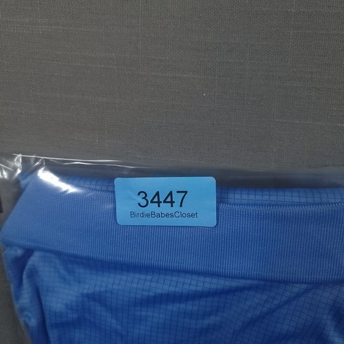 IZOD Golf Men's Short Sleeve 2-Button Collar Polo Shirt Blue Grid Size ...