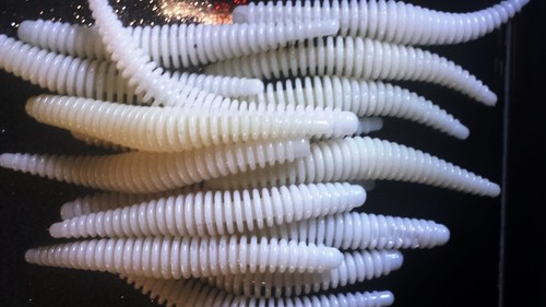 3.5 IN RINGWORM (WHITE-SILVER-FLK) DROP SHOT/Finesse Worm-/SALT,HVY ...