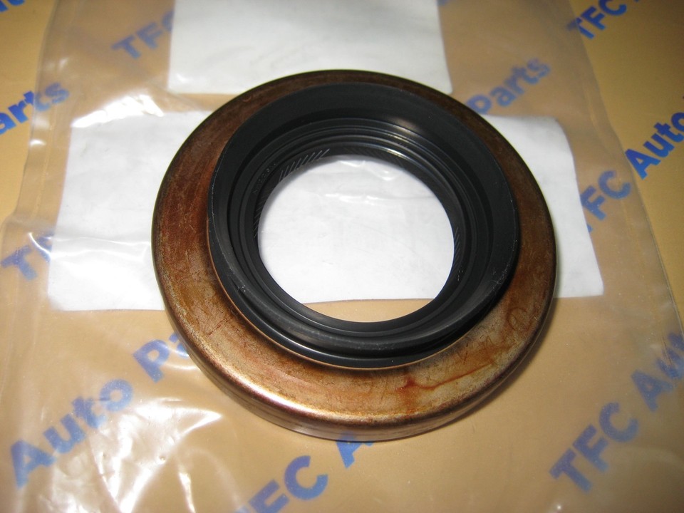 Toyota Pickup 4Runner Land Cruiser Rear Differential Pinion Seal ...