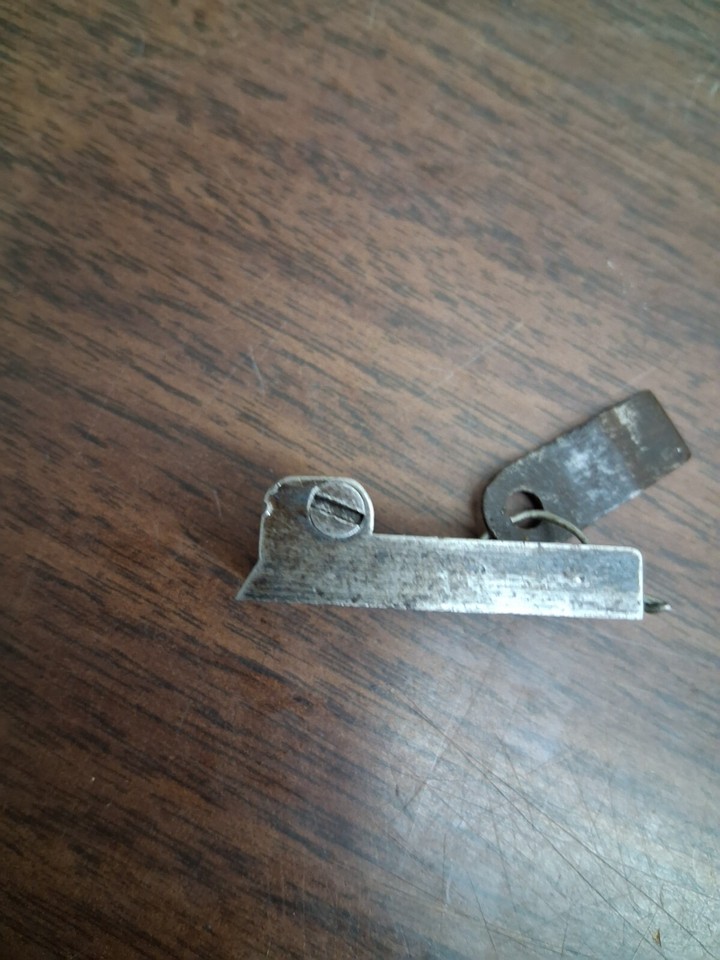 ANTIQUE SPRINGFIELD TRAPDOOR RIFLE model 1866 REAR SIGHT BASE , SCREW ...