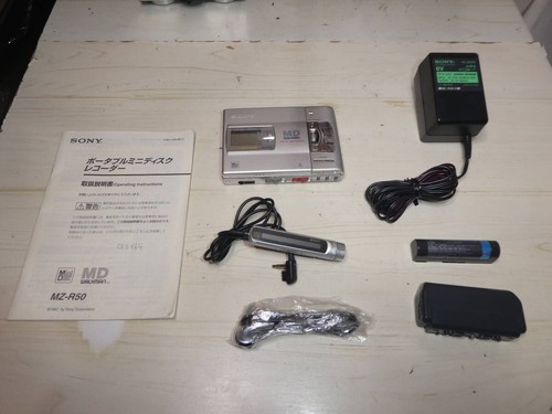 Sony MZ-R50 Minidisc MD Walkman Player Digital Recorder Silver tested ...